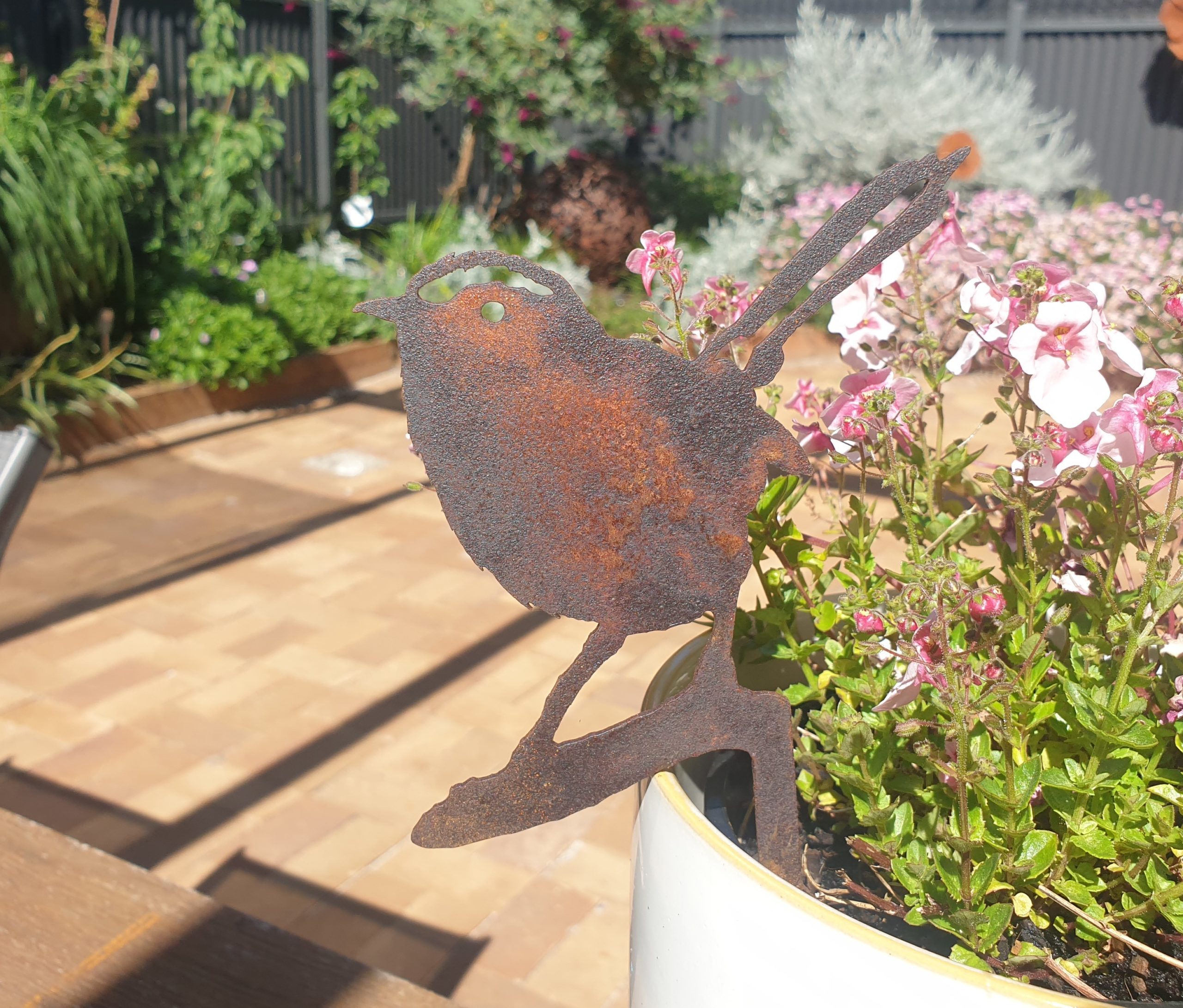 Wren - Australian Made Rusted Metal Garden Art - Rusted Metal Garden Art